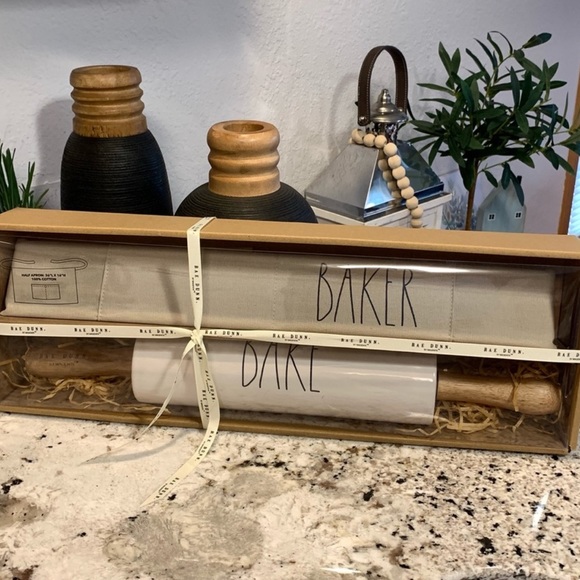 Rae Dunn | Kitchen | Rae Dunn Ceramic Rolling Pin Apron Gift Set | Poshmark